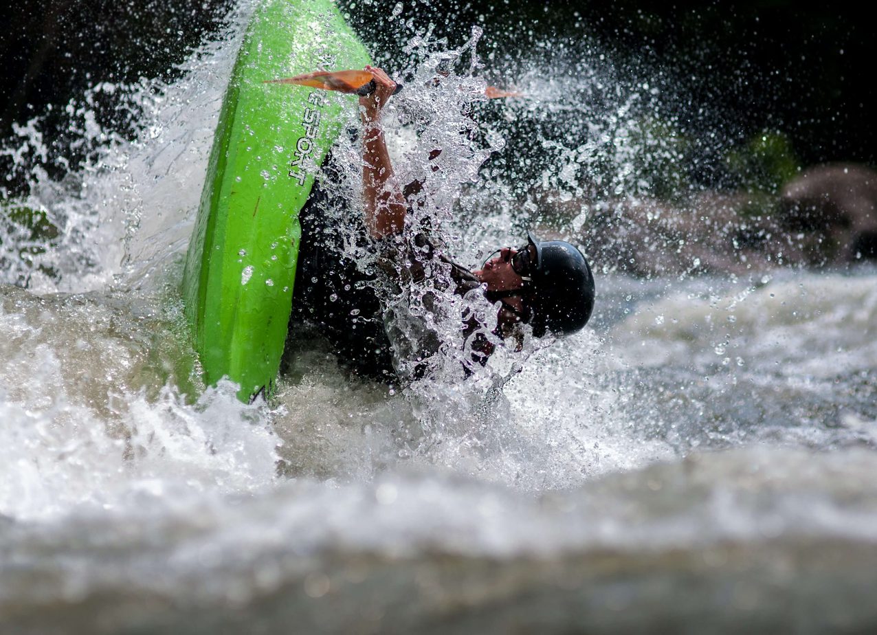Is Kayaking Dangerous ? 17 Dangers and How to Avoid Them
