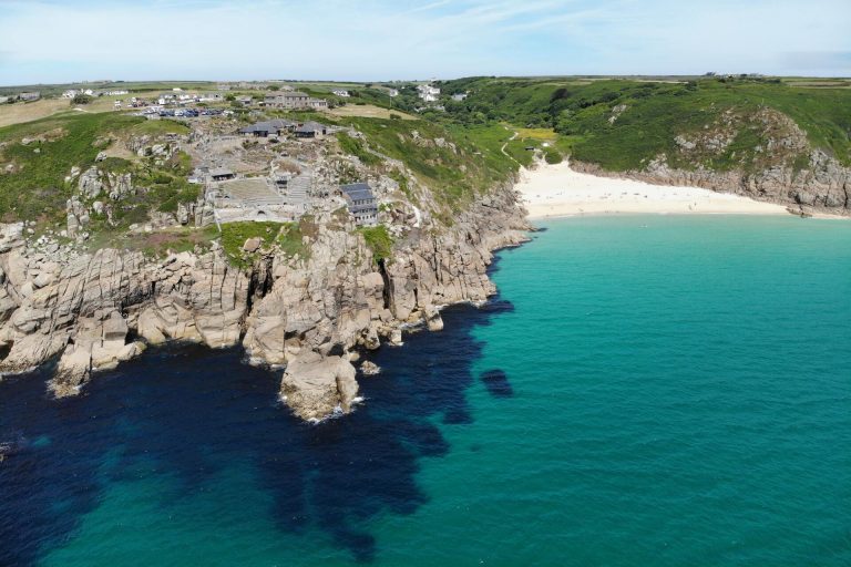 Rock Climbing in Cornwall: Your Ultimate Guide for 2022 - WWB
