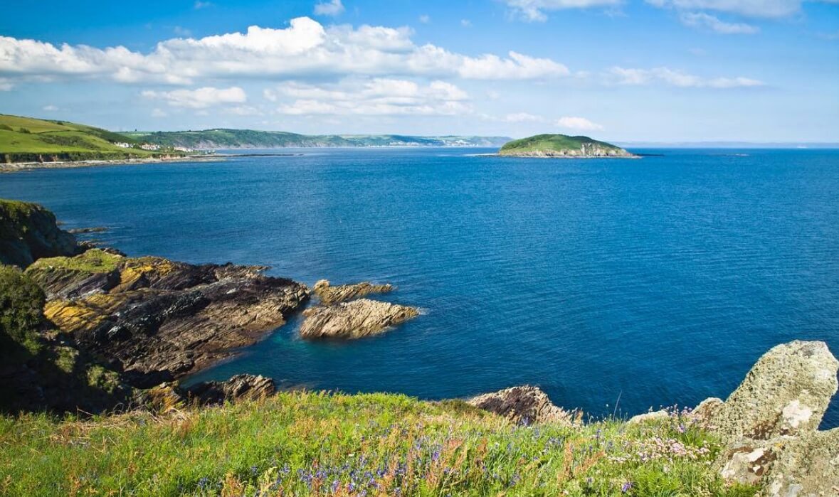 The Best Time to Visit Cornwall (Season and Things to Do)