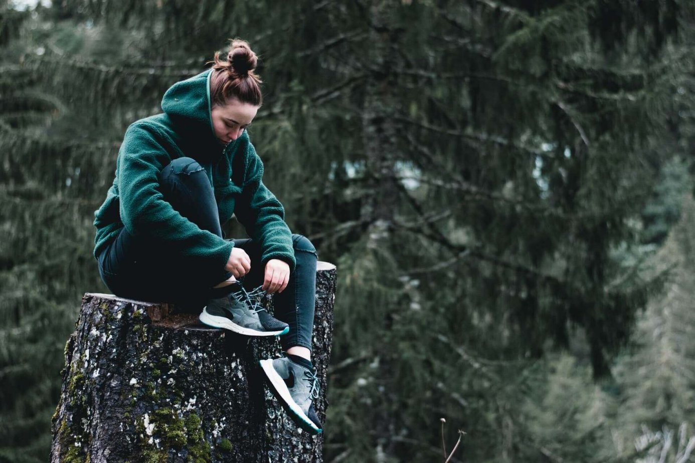 How To Clean Smelly Hiking Boots in 7 Easy Steps! (2024)