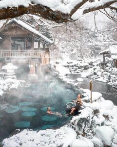 The Best Japan Onsen For Couples (21 Romantic Options!)