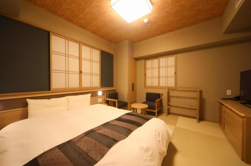 27 Hotels In Osaka With Private Onsen + Pics!