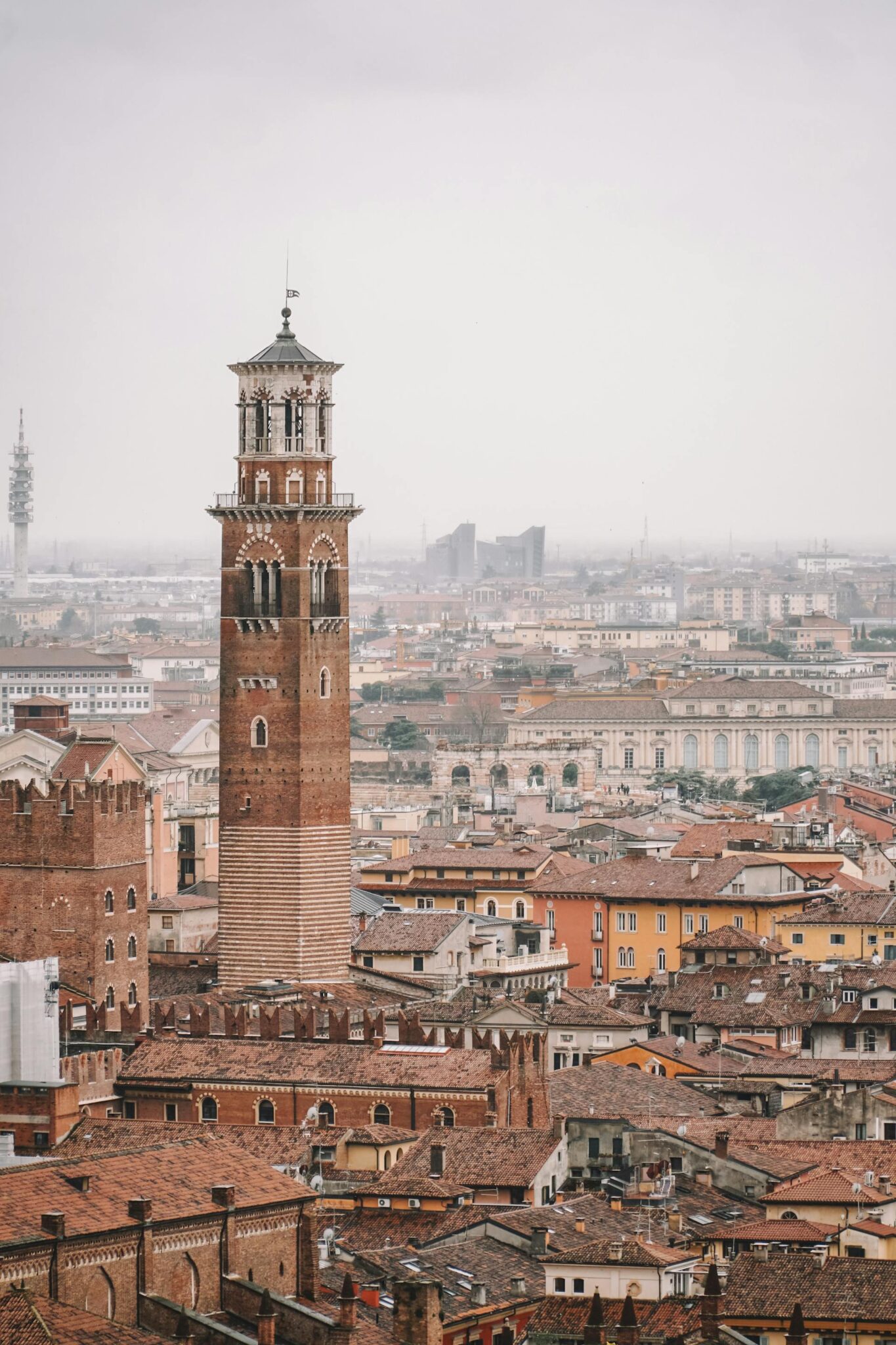 37 Best Italian Summer Destinations To Visit (Fun In the Sun!)