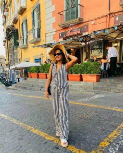 35+ Chic Italian Summer Outfits For All Sizes (+ Packing Guide!)