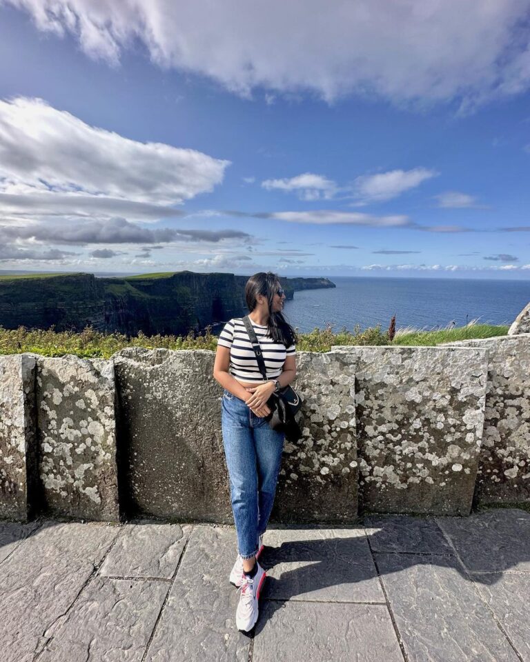 33+ Gorgeous Ireland Travel Outfits For All Seasons