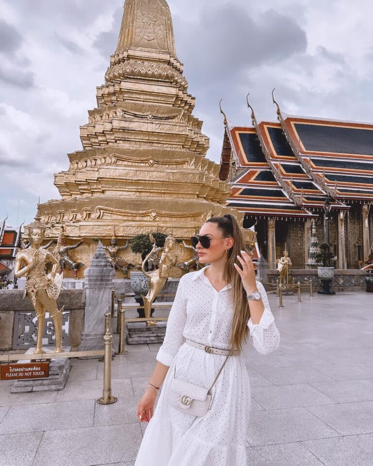 33+ Stunning Thailand Outfits For All Sizes (+ Packing Guide!)