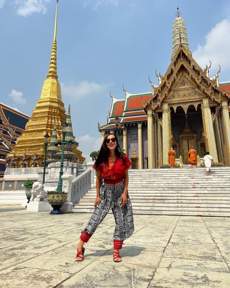 33+ Stunning Thailand Outfits For All Sizes (+ Packing Guide!)
