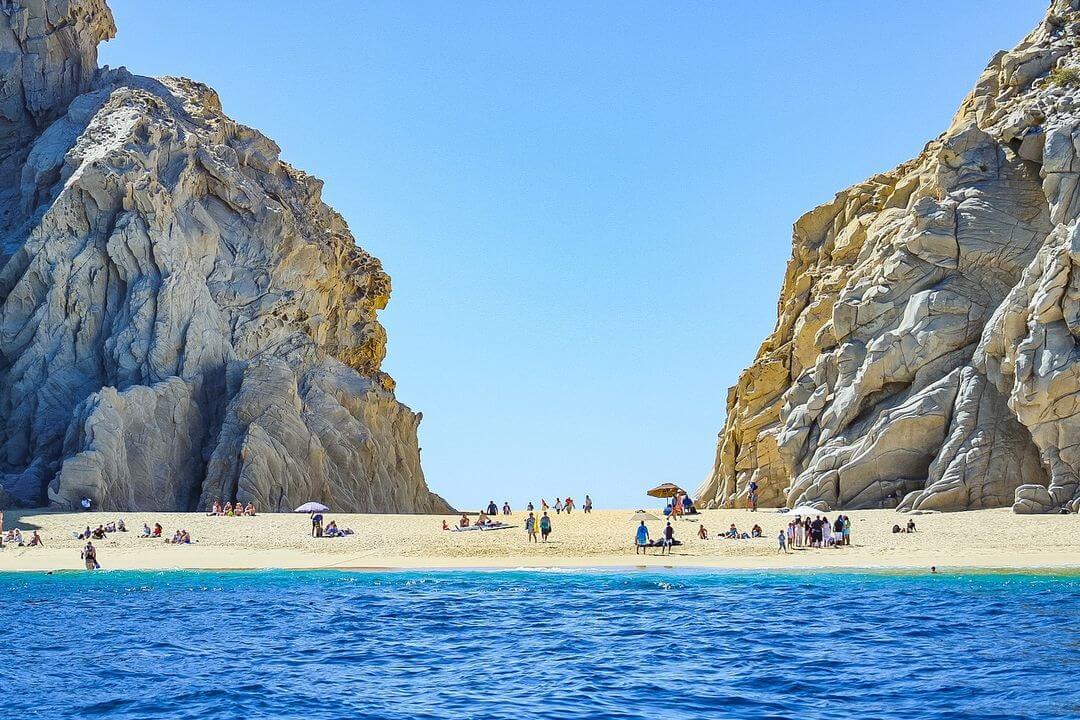 Ultimate Cabo Packing List: 30+ Essentials To Pack!