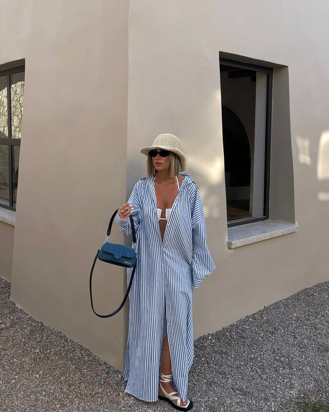 31 Glamping Outfits For All Seasons (Pretty & Practical!)