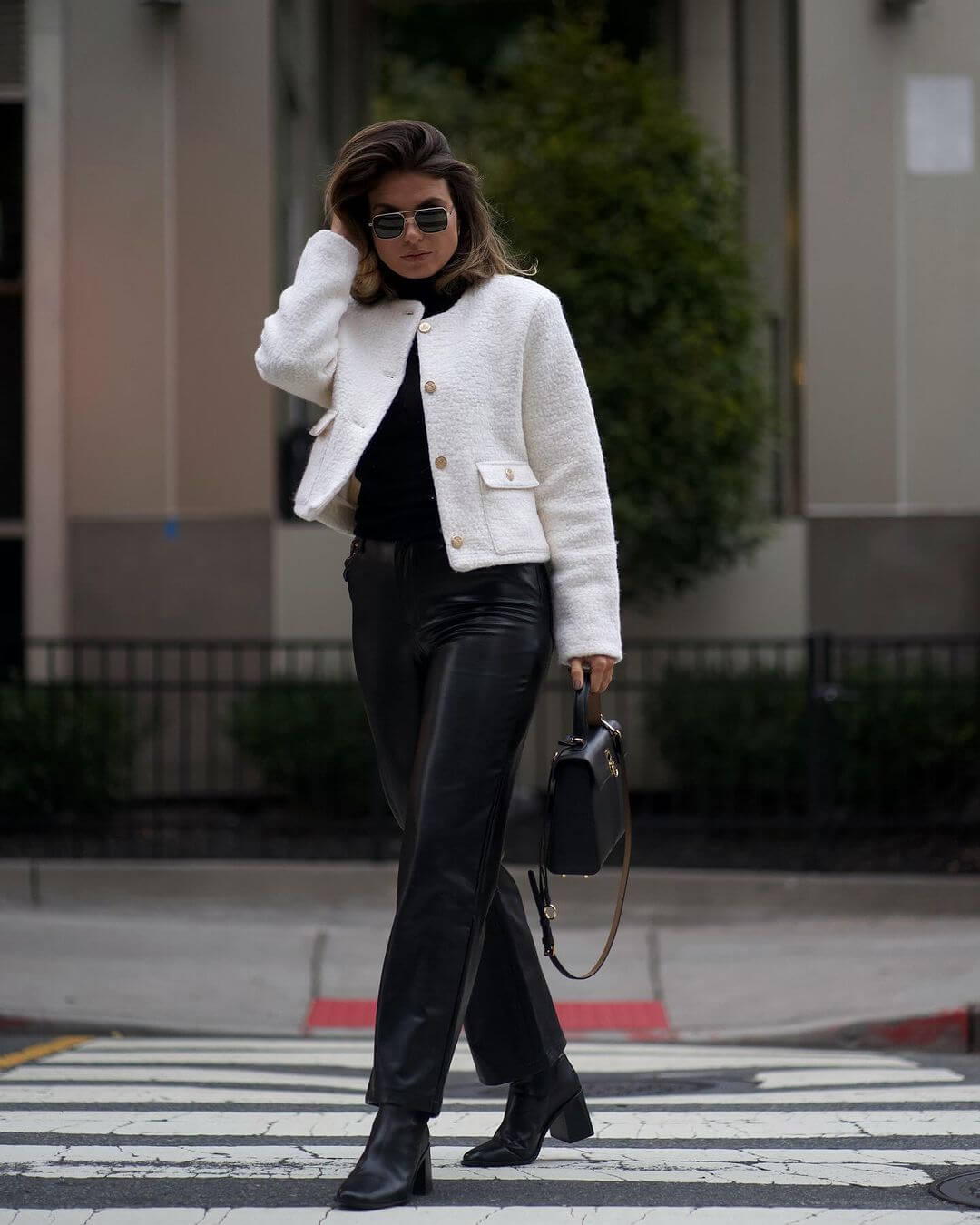 23 Fashionable New York Outfits For Every Season!!