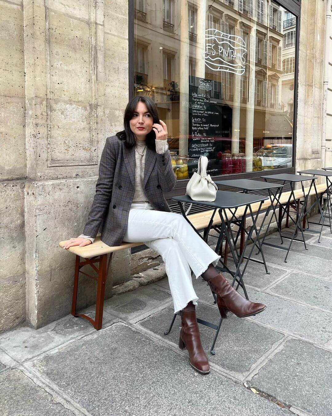 21 Paris Outfits That Are Super Chic! (And What To Avoid)!!