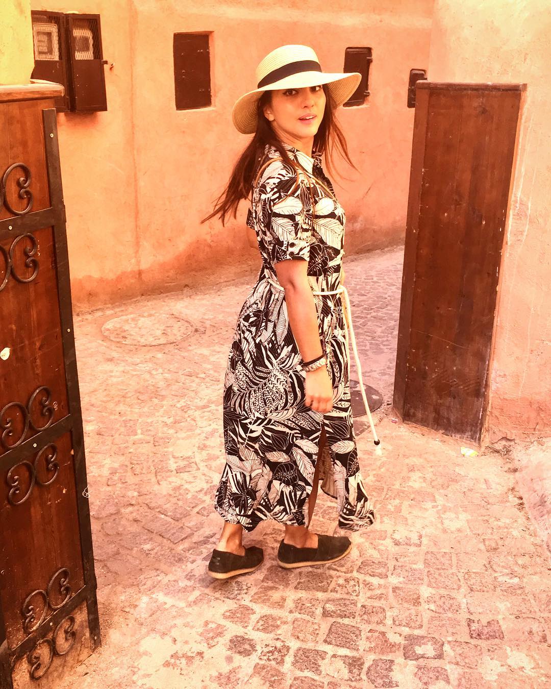 15 Goa Outfit Ideas for Women: Cute & Comfy!