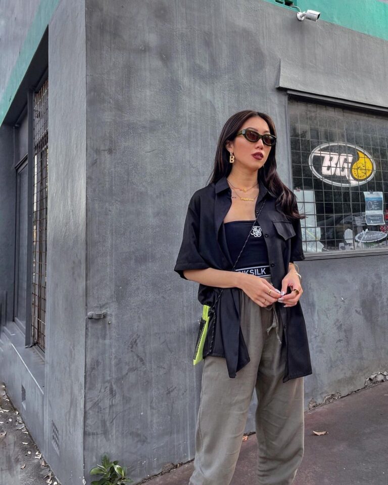 43 Australian Outfits For All Seasons (Chic & Comfy Looks!)